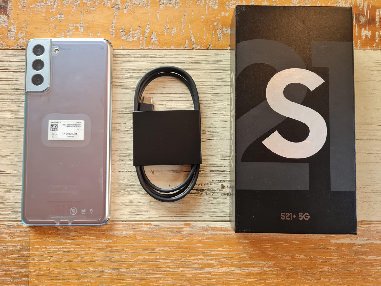 What are Demo Phones: All You Need to Know Before Buying | TechExchange